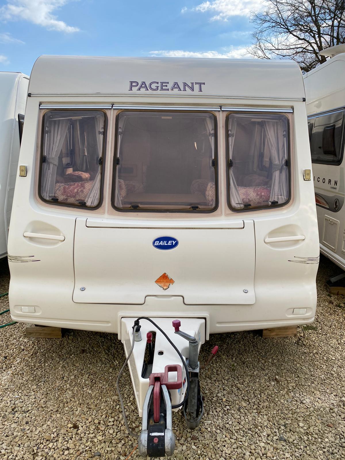 Bailey Pageant Champagne (2001)